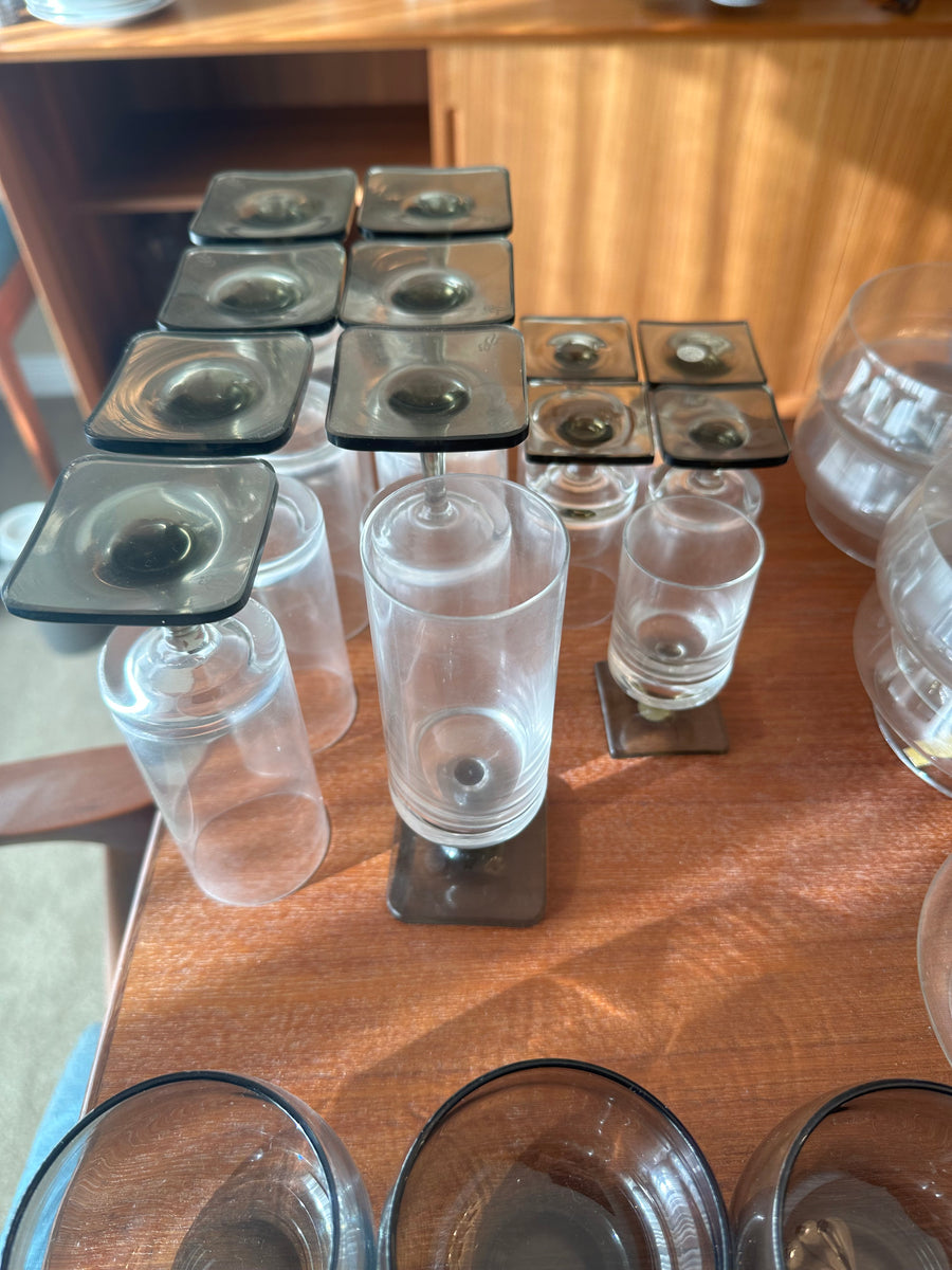MCM Glassware Lot – sellmystuffcanadahamilton